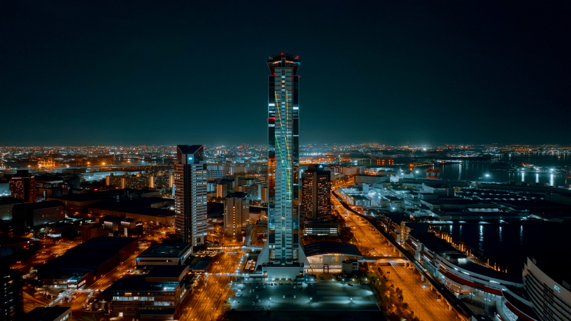 SAKISHIMA LIGHTING ART | 生命の躍動と大自然の神秘がつながる繊細な光のインスタレーション